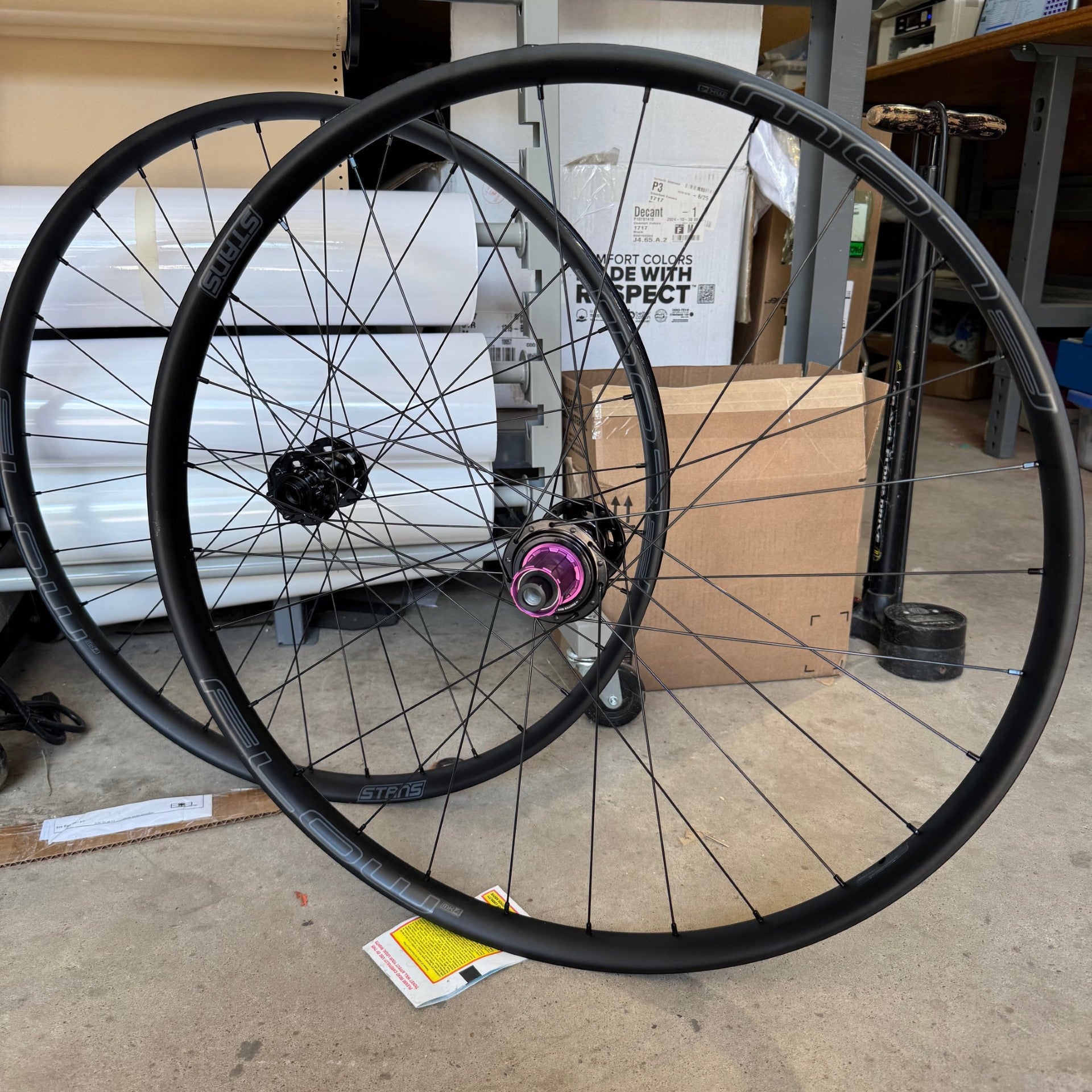 Quality Budget Mullet DH wheels, With Flow rims and Super Bubba Hubs