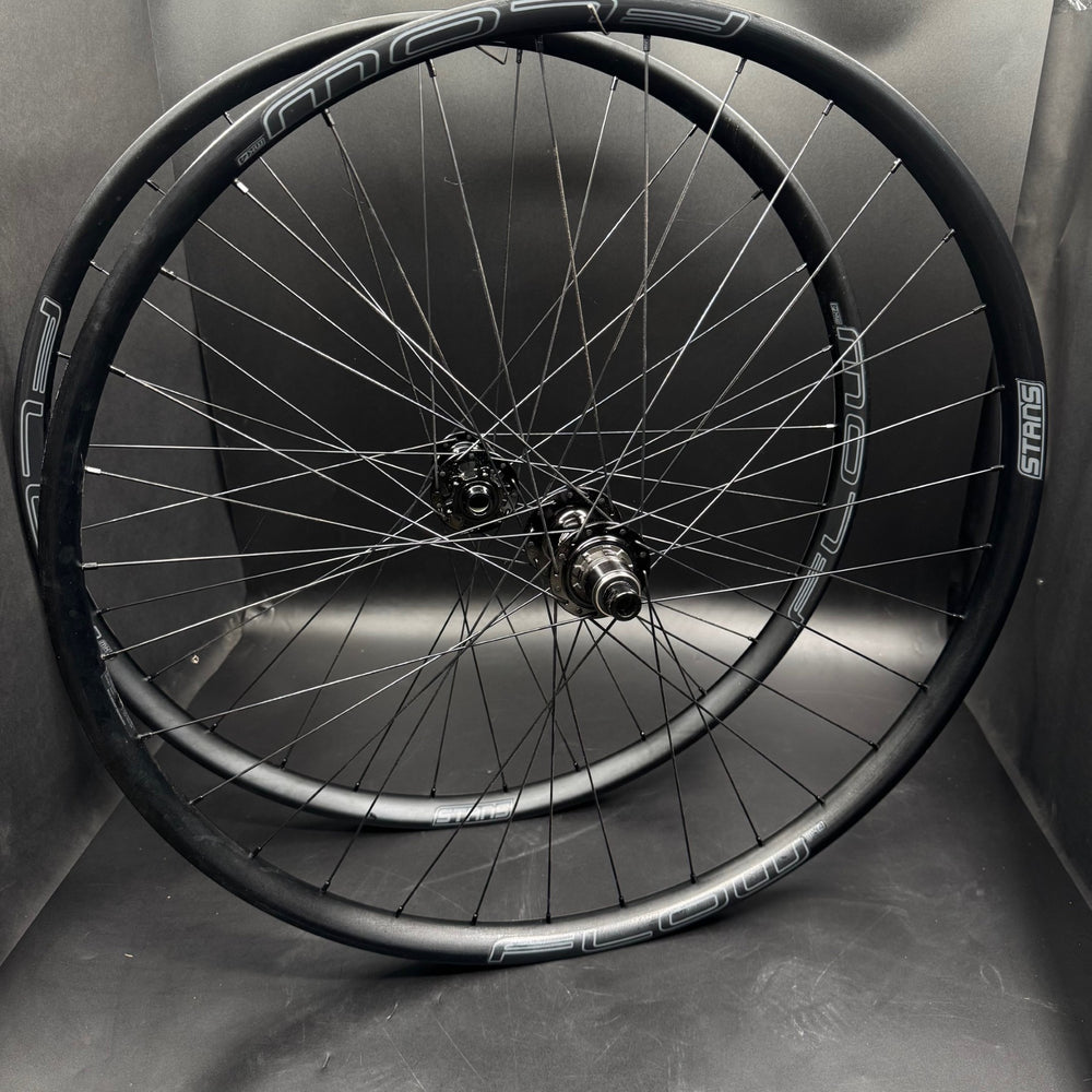 Custom All MTN Flow Mk4 rims with Sun SRC hubs